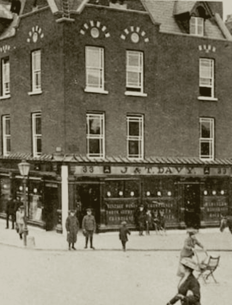 Live Music, Craft Beers, Whiskey Tastings at Portobello Bar